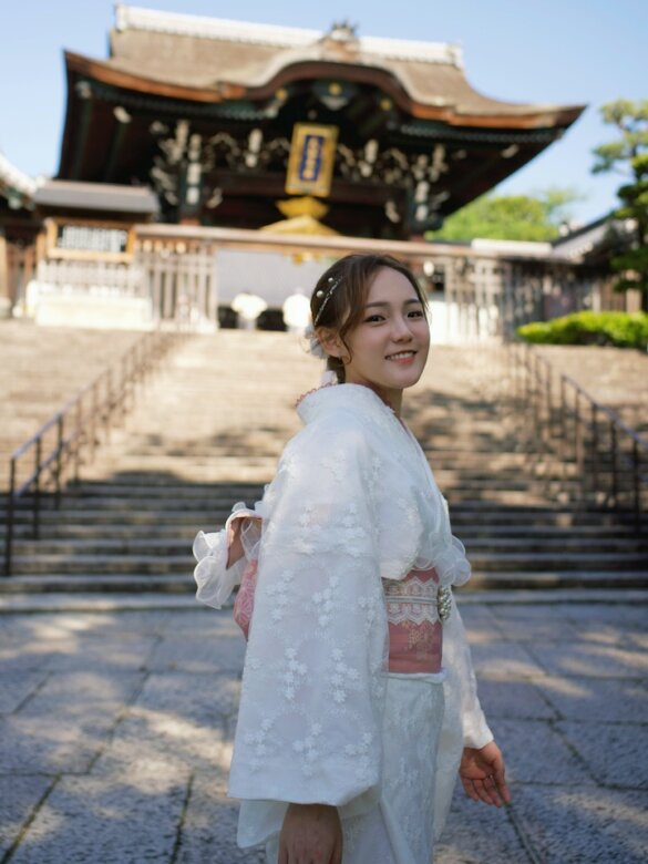 2024京都和服體驗推薦｜Ookini和服近清水寺/款式多最低620元/中文店員/夢幻蕾絲和服